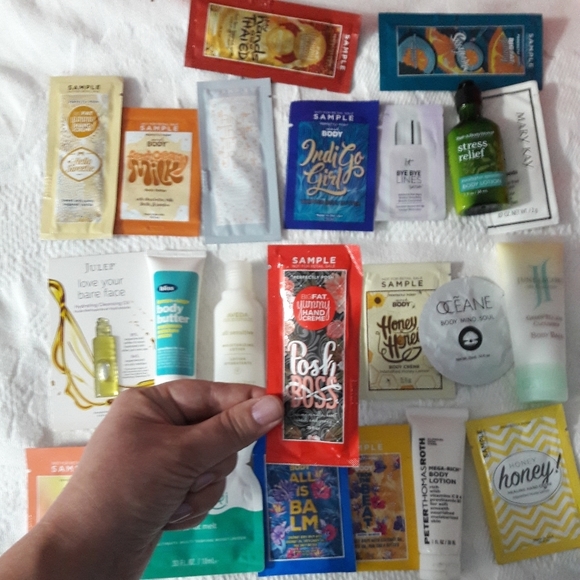 Perfectly Posh | Skincare | Bundle Of Perfectly Posh Samples Variety ...